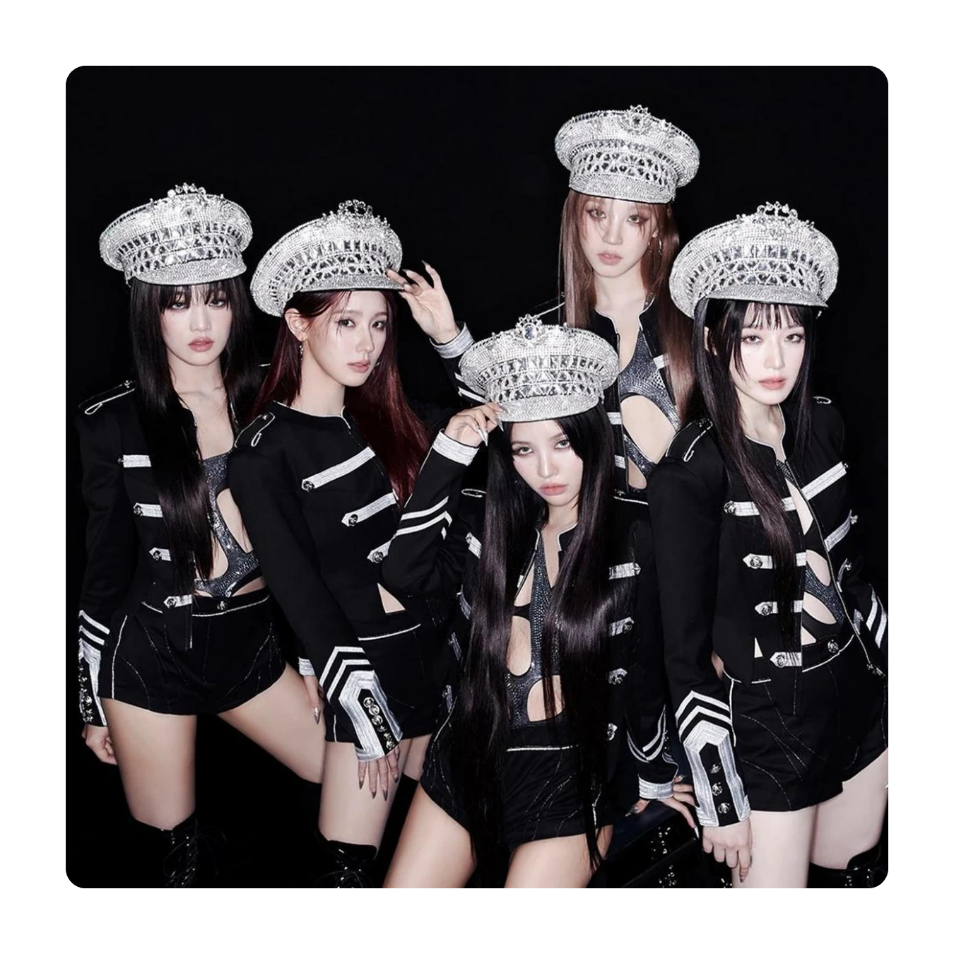 (G)-IDLE Albums and Merchandise – NiiCHE Australia